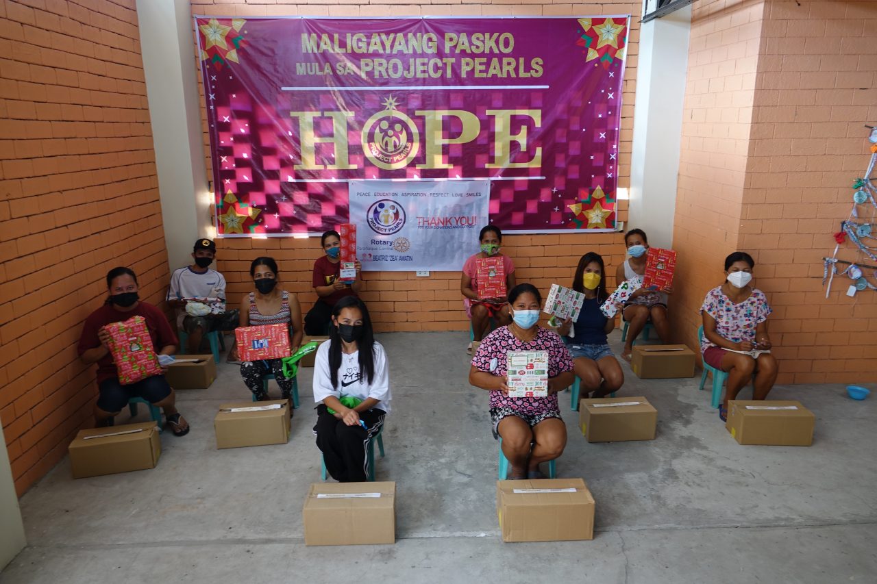 Noche Buena Distribution in Bulacan - Project PEARLS - Project PEARLS