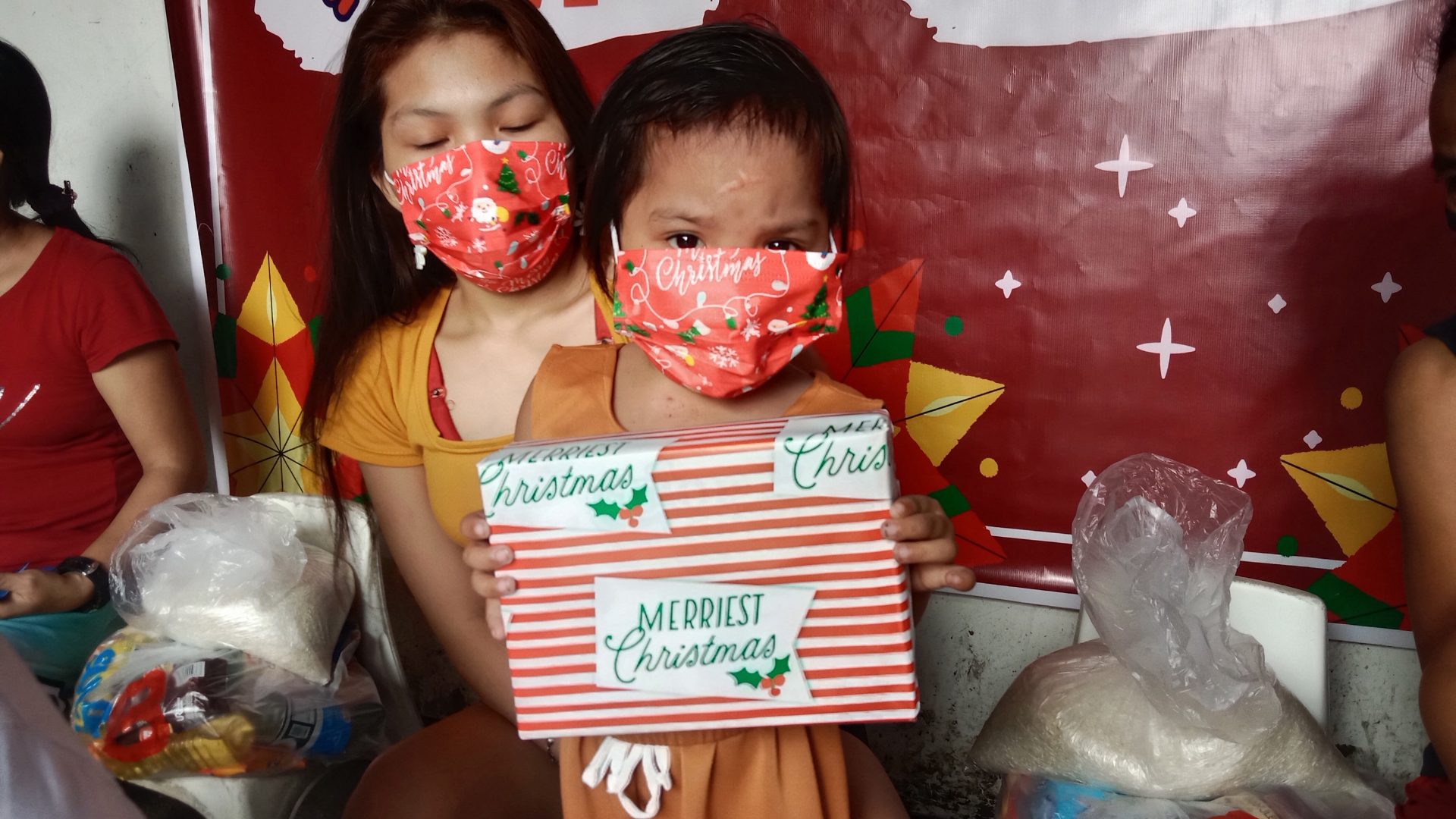 Gift-Giving for Kids & Youth in Tondo, Manila - Project PEARLS ...