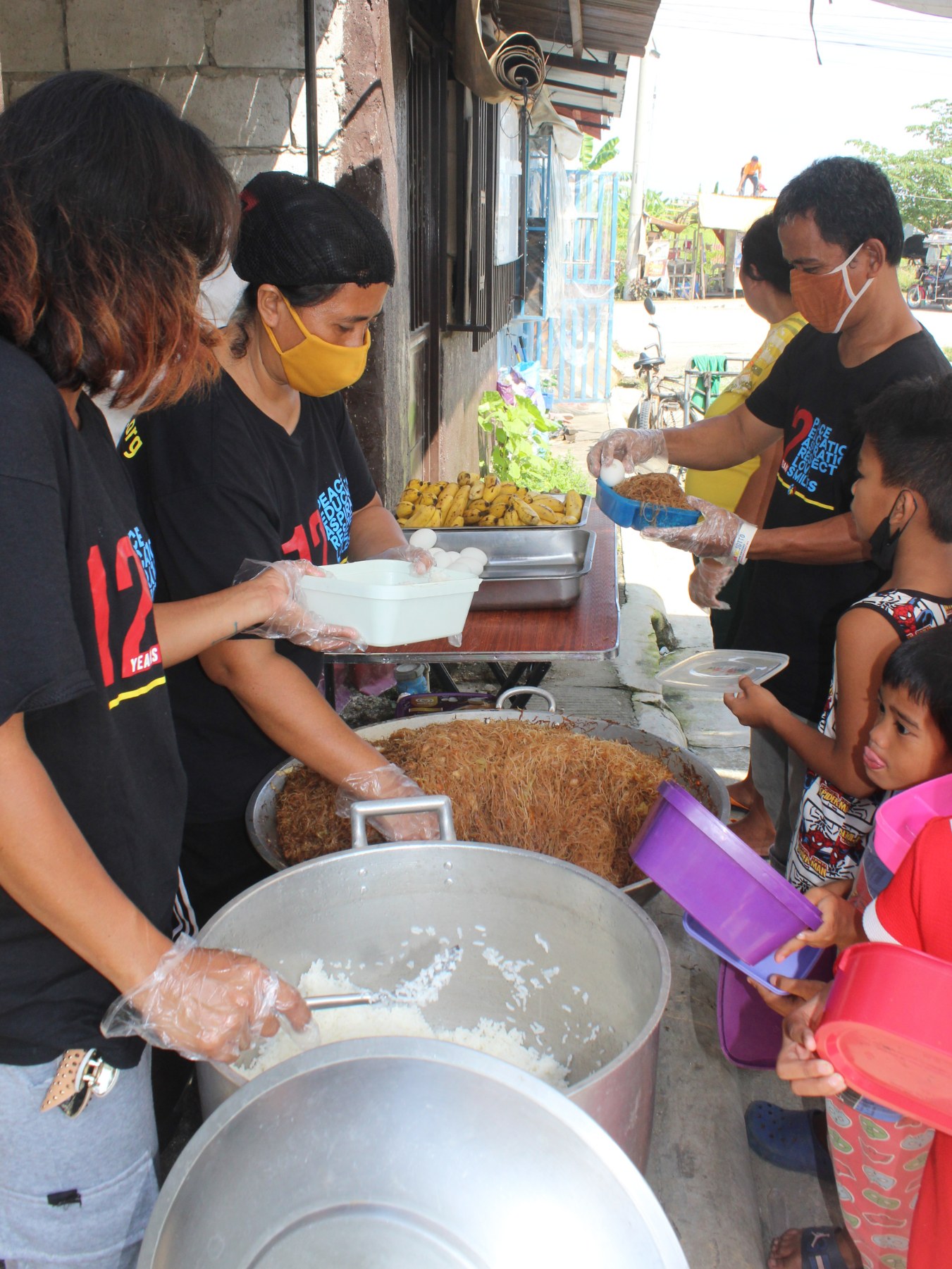 Hunger Relief Program in Bulacan and Cavite - Project PEARLS - Project ...