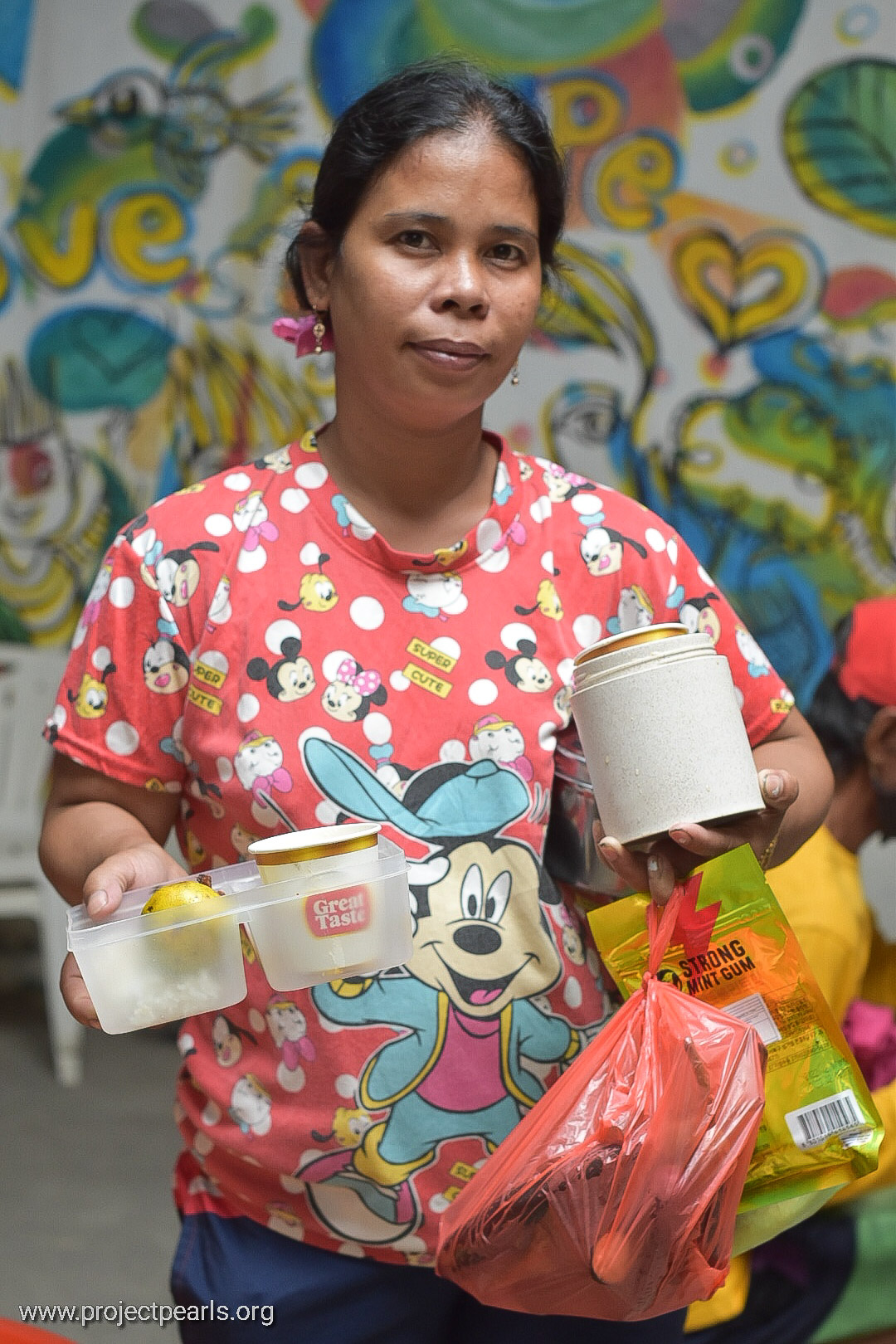 Distribution of Food Donation from SOS Philippines - Project PEARLS ...