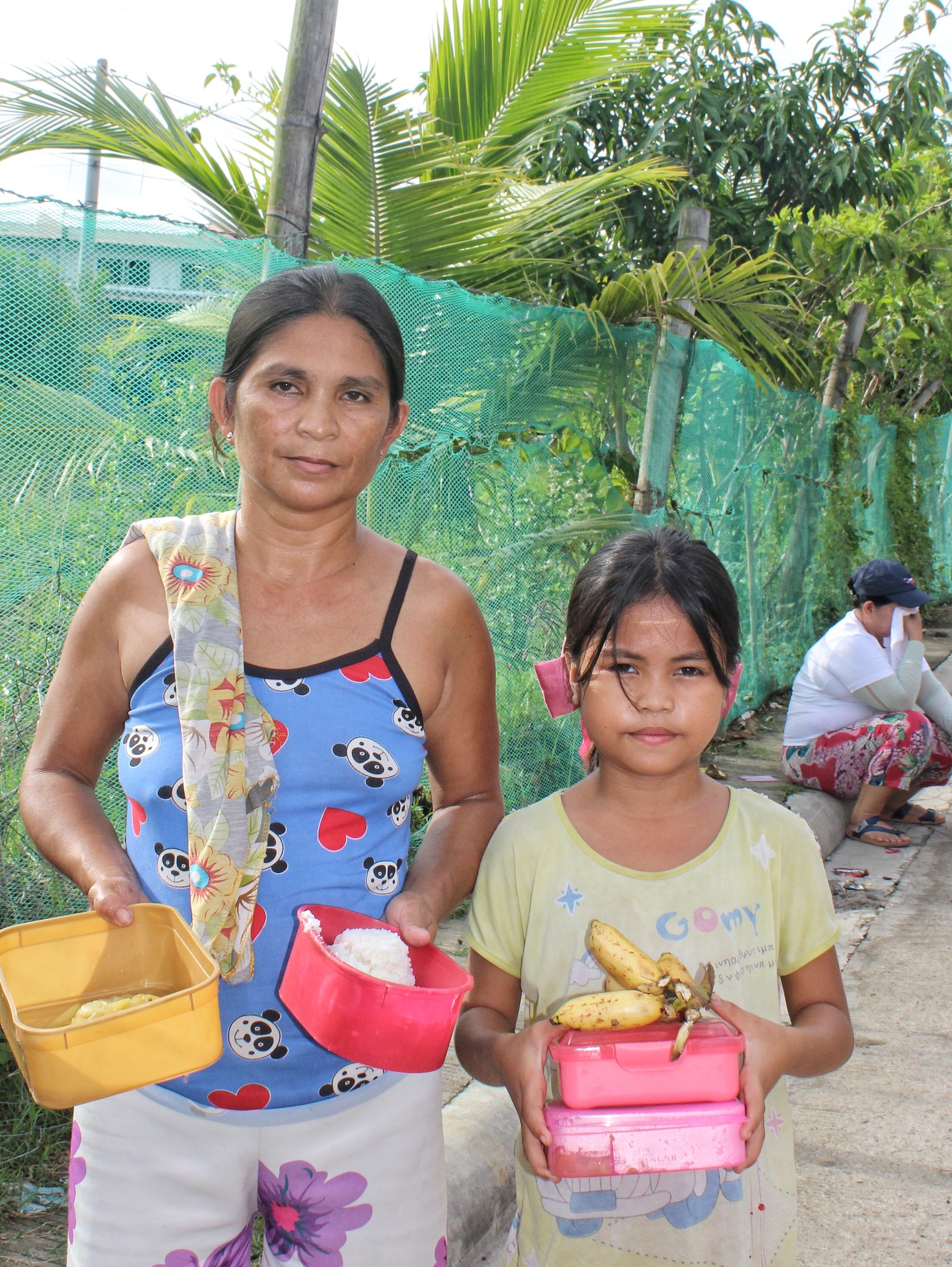 Hunger Relief Program in Bulacan and Cavite - Project PEARLS - Project ...