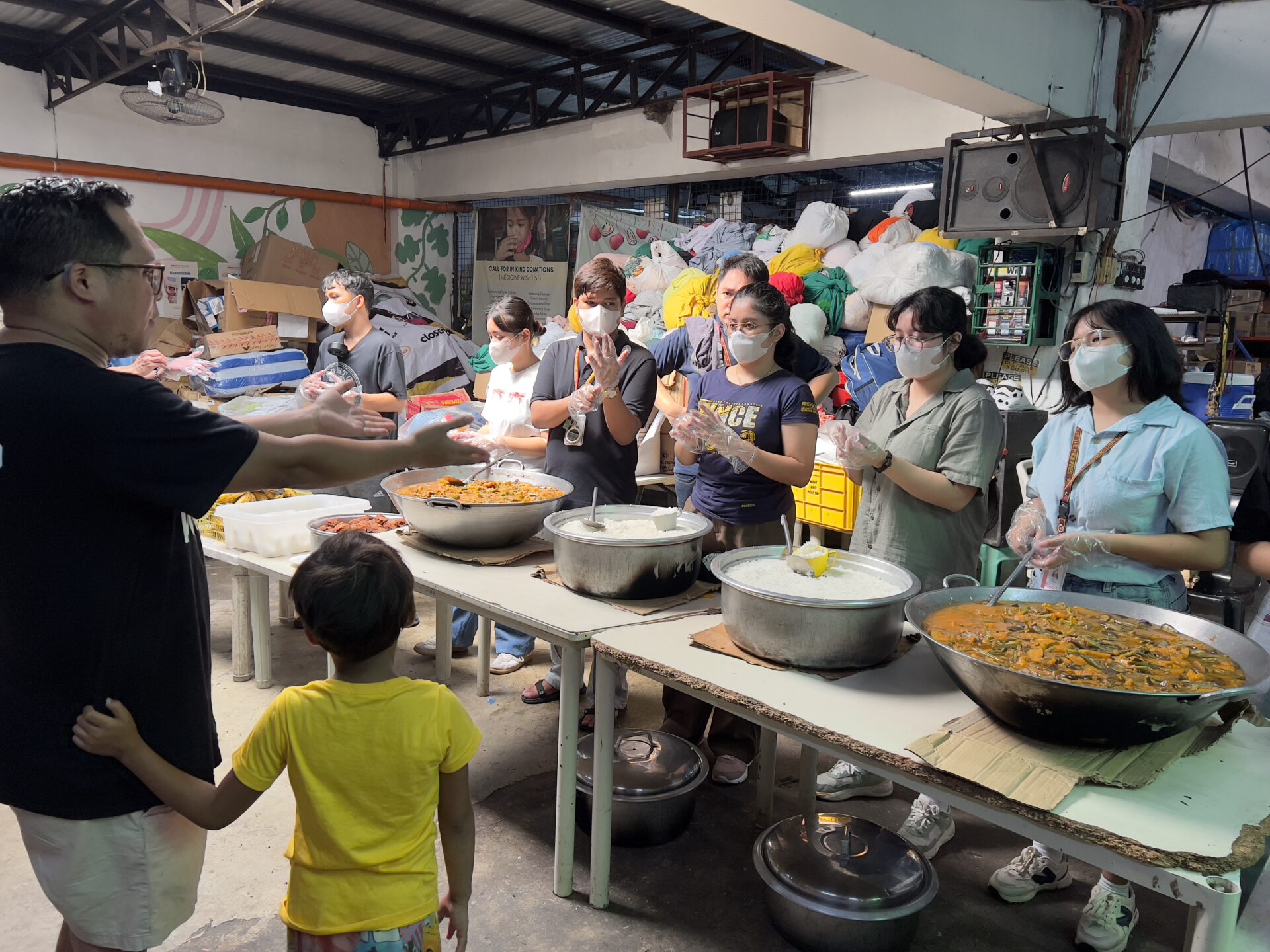 Hunger Relief Program by Artefino - Project PEARLS - Project PEARLS